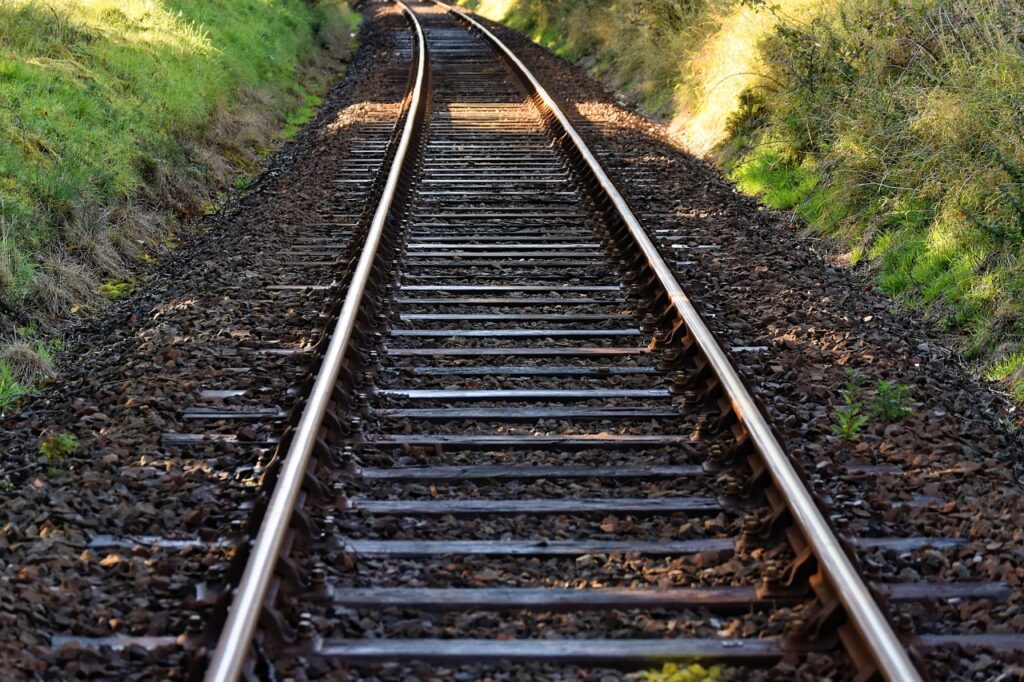 Zim unveils US$3bn rail modernisation drive - HararePost